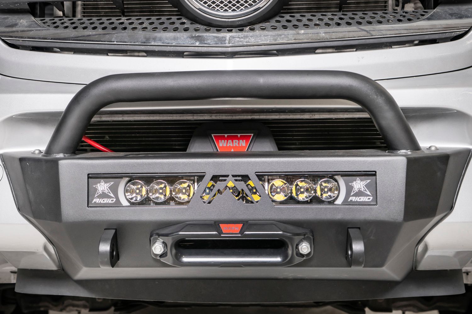 2017-2018 Mercedes Sprinter SH Winch Mount w/ pre-runner guard | Fab Fours