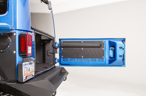 2007-2018 Jeep JK Rear Interior Tailgate Plate | Fab Fours