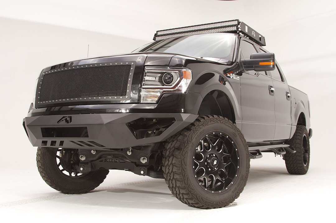 2009-2014 Ford F150 Vengeance Front Bumper w/ No Guard | Fab Fours