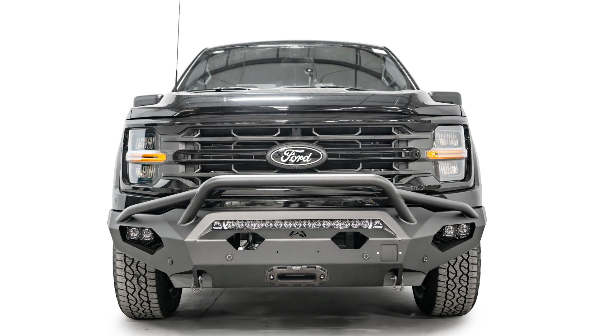 2024 Ford F150 Matrix w/ Pre-Runner Guard | Fab Fours