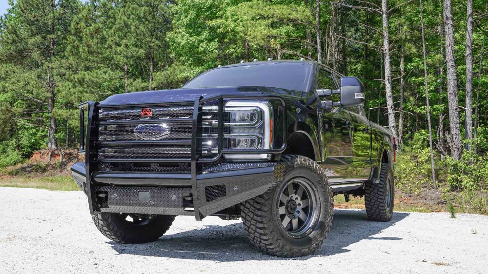 Best Heavy Duty Bumpers for your Ford Super Duty Work Truck | Fab Fours
